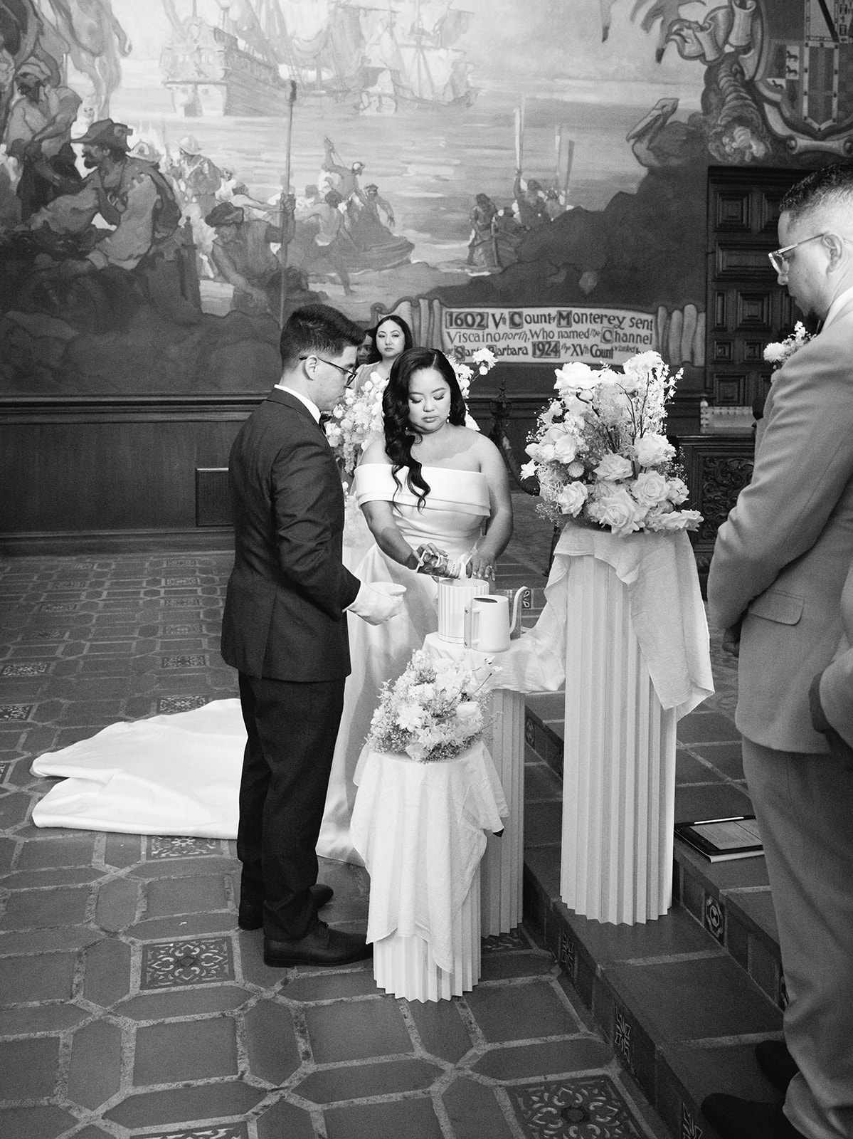 Monterey courthouse wedding 60 photos - Astyledwedding.com